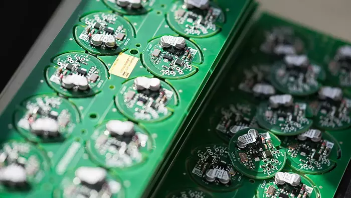 A masterpiece of sensor technology: the production of the KRIWAN INT10 ...